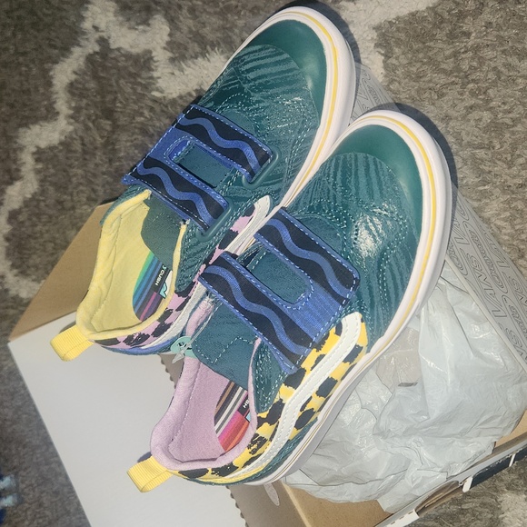 Vans | Shoes | Comfycush Vans Crayola Color Mashup Size | Poshmark